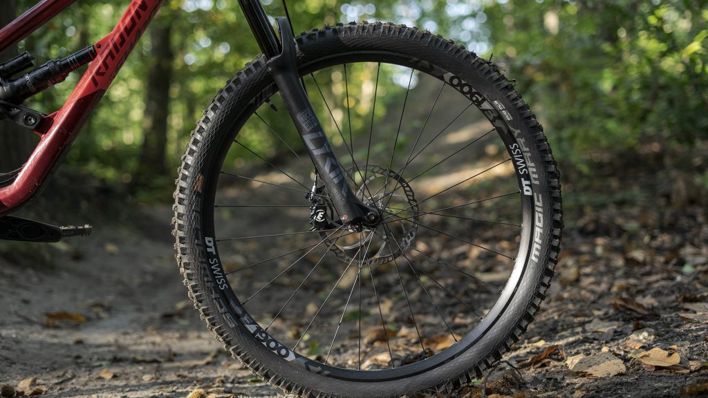 Test | RADON SWOOP 9.0 - Le moins cher des enduro carbon - enDHurobike