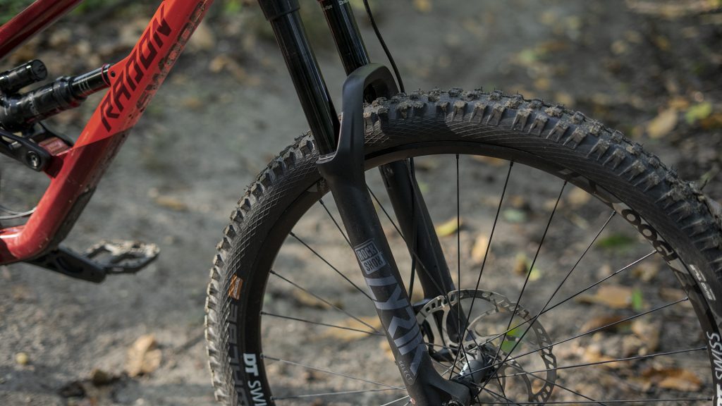 Test | RADON SWOOP 9.0 - Le moins cher des enduro carbon - enDHurobike