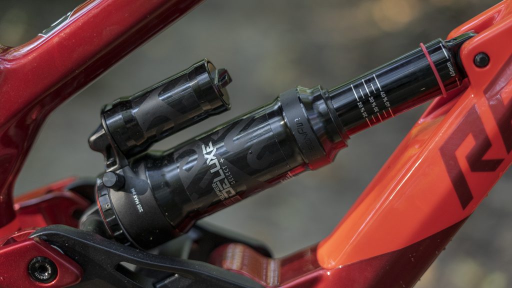 Test | RADON SWOOP 9.0 - Le moins cher des enduro carbon - enDHurobike