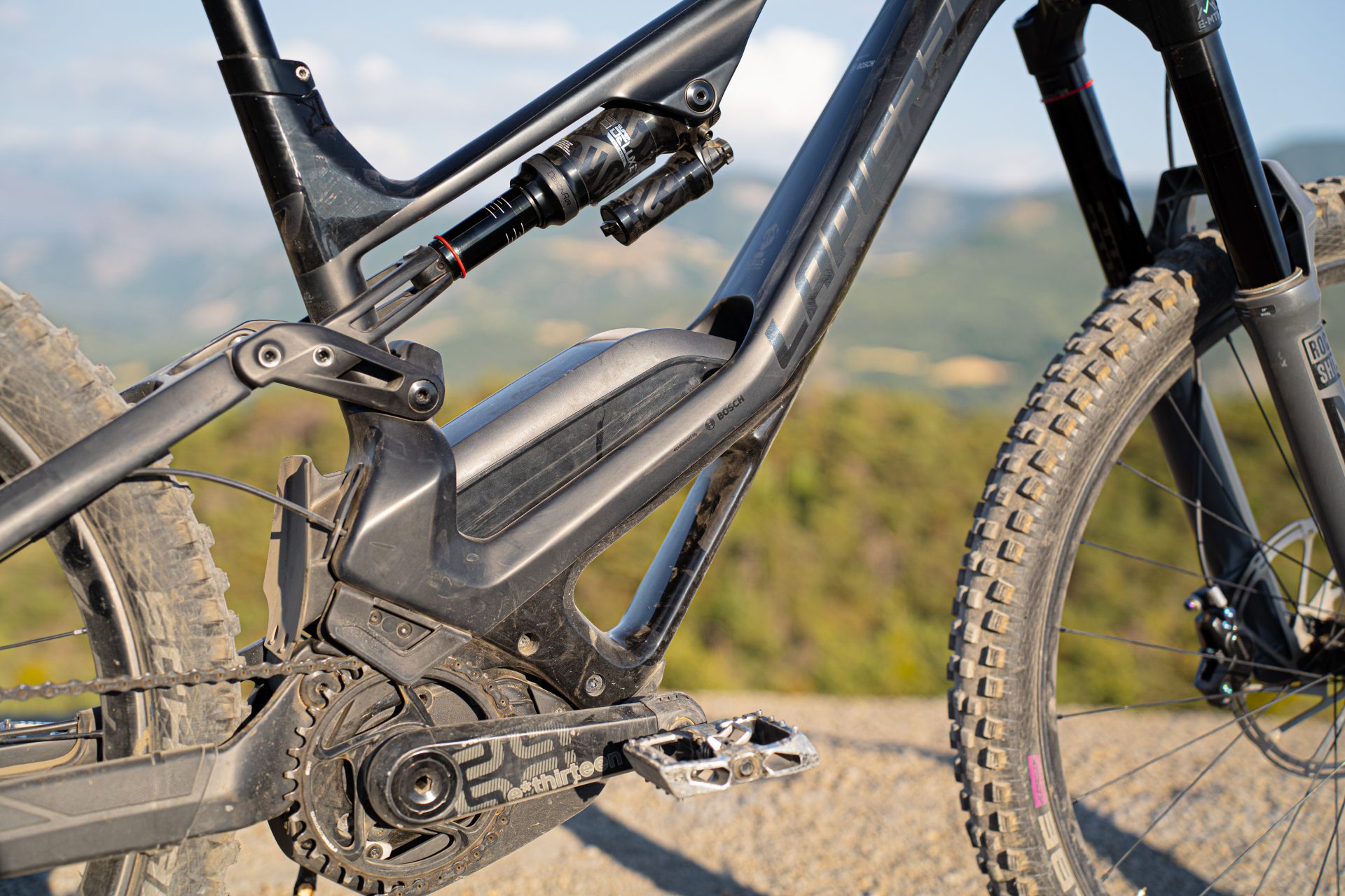 Test | LAPIERRE GLP2 Team : Le meilleur VTTAE enduro du marché ...