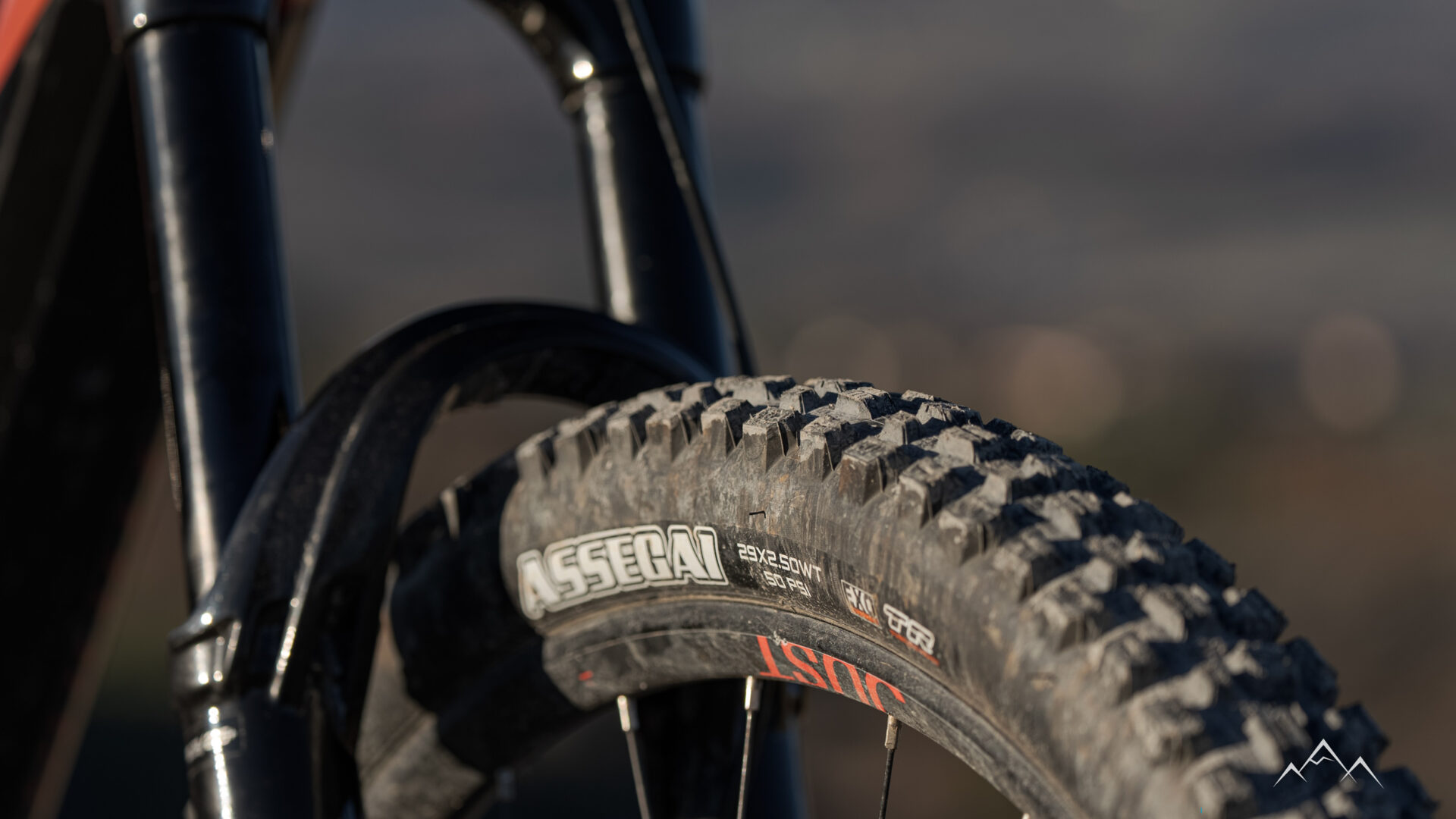 Test | Moustache Game 7 : le baroudeur de l'extrême ! - enDHurobike